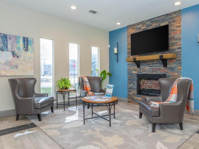 Villas at the Parks 1 Bedroom Apartment for Rent at 3638 Waverly Dr, Arlington, TX 76015