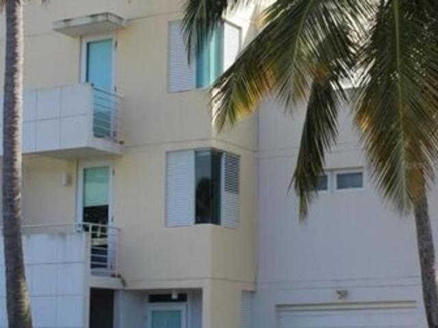 Villas De Golf Oeste #,dorado, Condo For Sale