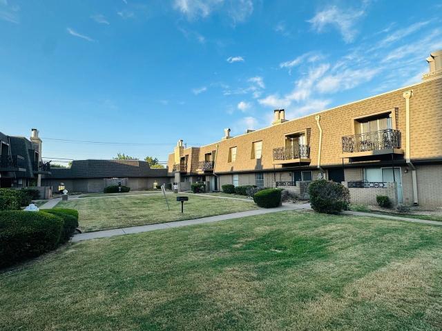 Villas on 50th 2 Bedroom Apartment for Rent at 5113 N Brookline Ave, Oklahoma City, OK 73112