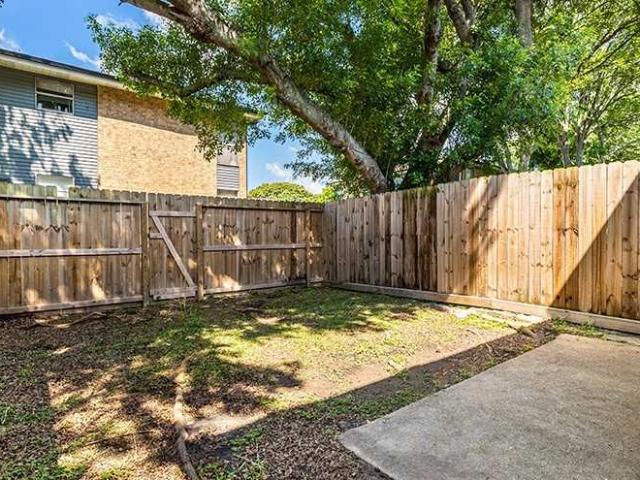 Villas on 517 2 Bedroom Apartment for Rent at 5419 Fm 517 Rd E Apt A, Dickinson, TX 77539 Briar Glen