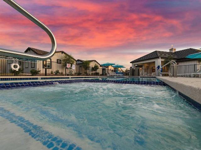 Villas on Ash 3 Bedroom Apartment for Rent at 1381 N Gilbert Rd, Gilbert, AZ 85234
