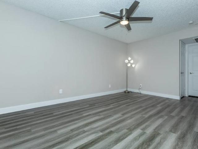 Villas on Rosemeade East 2 Bedroom Apartment for Rent at 4141 Rosemeade Pkwy, Dallas, TX 75287