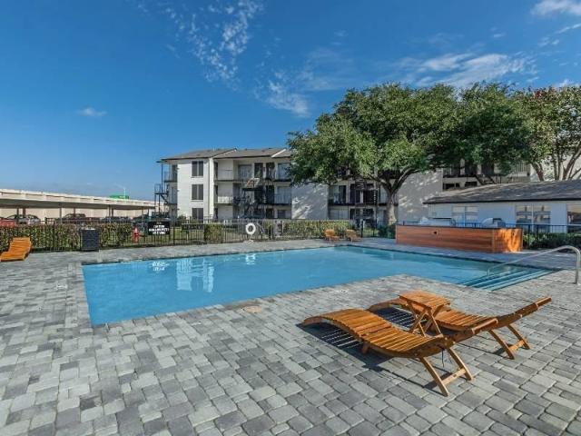 Villas on Rosemeade East Studio Apartment for Rent at 4141 Rosemeade Pkwy, Dallas, TX 75287