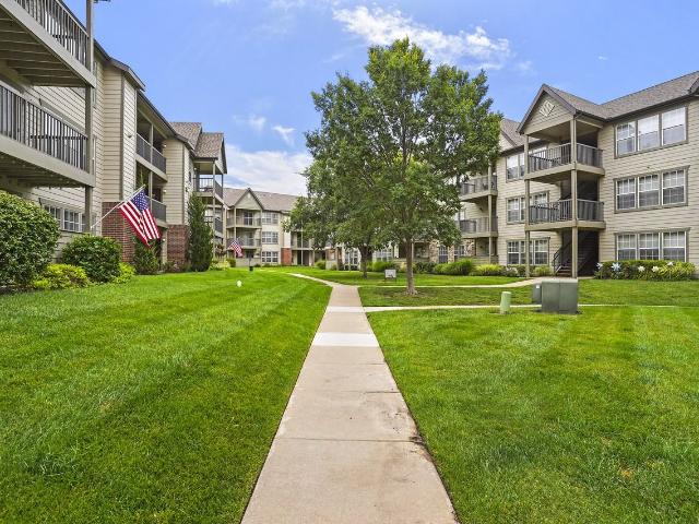 Villas of Waterford 1 Bedroom Apartment for Rent at 8510 E 29th St N, Wichita, KS 67226
