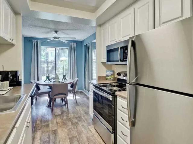 Villas Willow Glen 2 Bedroom Apartment for Rent at 850 Meridian Way, San Jose, CA 95126 Meridian Pedro