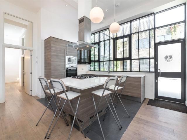 Villiers Road, Willesden Green NW2, 3 bed flat to rent, £3,250 pcm | PrimeLocation