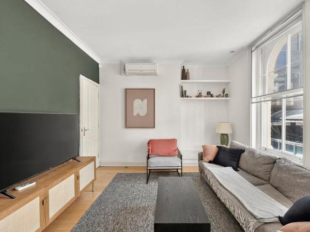 Villiers Street, London, WC2N 1 bed flat to rent £2,903 pcm £670 pw