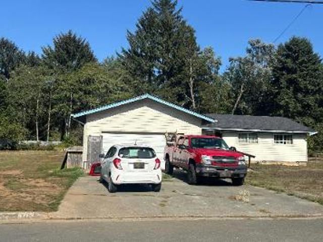 Vipond Dr