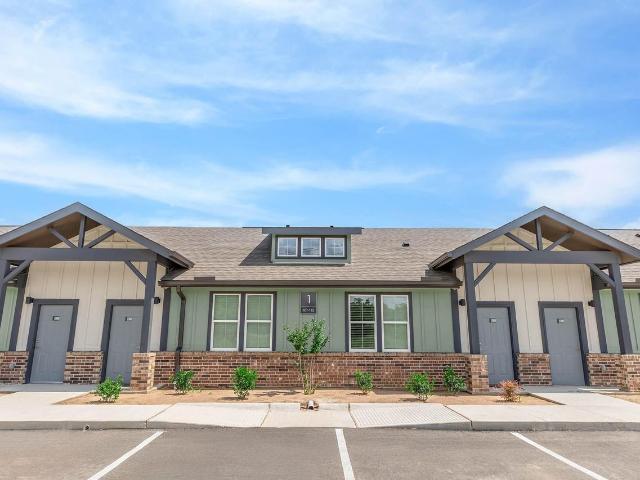 Virtu on Cumberland 3 Bedroom Apartment for Rent at 1666 W Cumberland Rd, Tyler, TX 75703