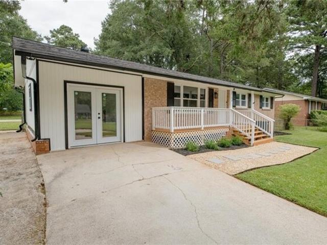 Virginia Ct Se, Conyers, Home For Sale