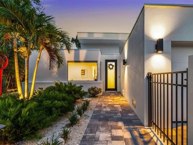 Virginia Dr, Sarasota, Home For Sale