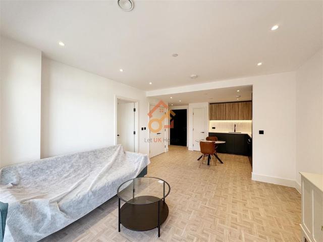 Viridis Apartments, 1 Monarch Square, London SW11