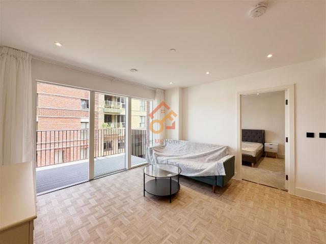 Viridis Apartments, 1 Monarch Square, London SW11, 1 bed flat to rent, £2,550 pcm | PrimeLocation