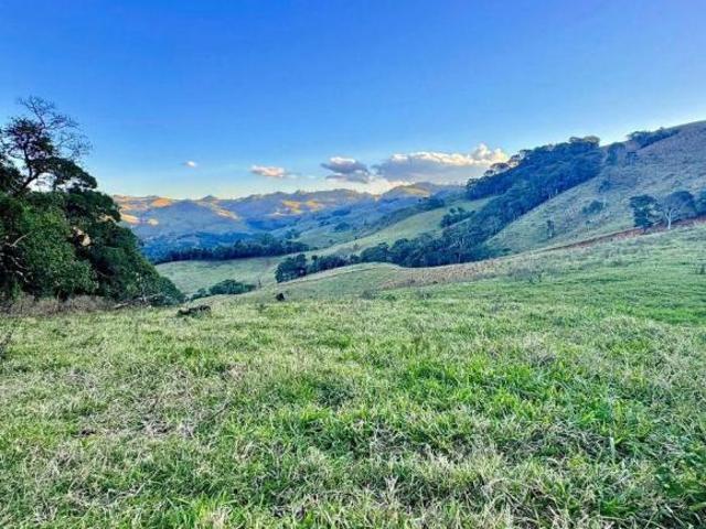 VISTA 360° DA MANTIQUEIRA ENTRE CAMBUÍ E SENADOR AMARAL/MG