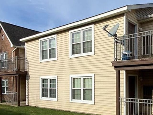 VISTA VILLA APARTMENTS Two Bedrooms One Bathroom