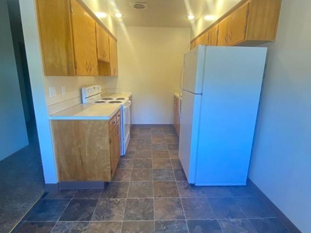 Vista Villa Apartments 2 Bedroom Apartment for Rent at 1721 E 12th St, The Dalles, OR 97058