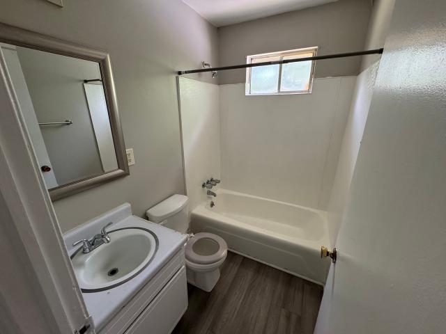 Vista West II 1 Bedroom Apartment for Rent at 100 Burdine Rd, Greenville, SC 29617