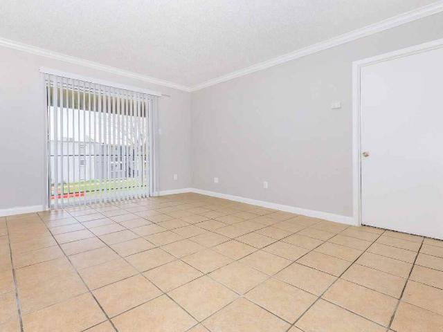 Vista Arbor 1 Bedroom Apartment for Rent at 10301 Sandpiper Dr, Houston, TX 77096 Greater Fondren Southwest