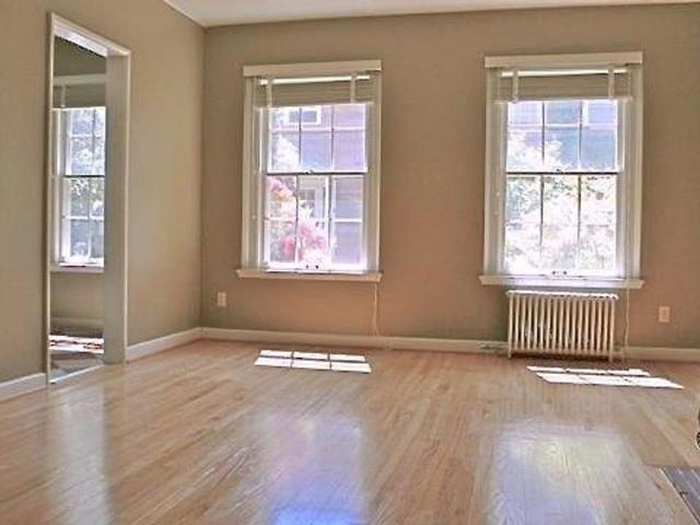 Vista Avenue 2 Bedroom Apartment for Rent at 810 Sw Vista Ave, Portland, OR 97205 Goose Hollow
