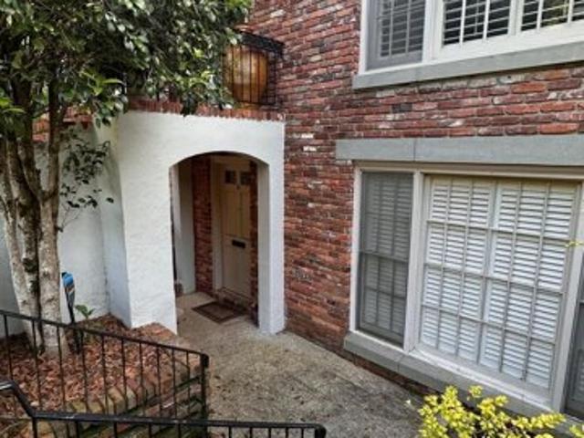 Vista Cir Apt A, Macon, Condo For Sale