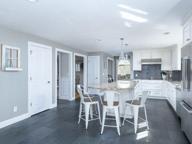Vista Cir, Rutland, Home For Sale