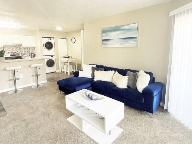 Vista Del Sol Apartments 1 Bedroom Apartment for Rent at 7100 Louisiana Blvd Ne, Albuquerque, NM 87109 North Wyoming