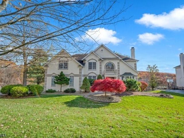 Vista Dr, Mount Olive Township, Home For Sale