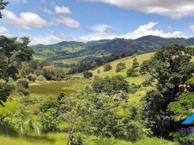 Vista espetacular e segurança: seu terreno te espera em Paraisópolis!