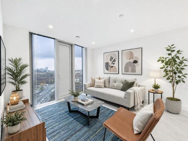 Vista Gardens: Manchester 2 bed apartment to rent £1,695 pcm £391 pw