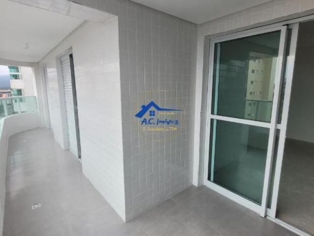 Apartamento 2 dorms na Ocian Varanda Gourmet e Vista Mar! Oportunidade!