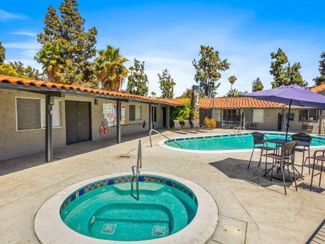 Vista Oaks Studio Apartment for Rent at 1556 E Main St, El Cajon, CA 92021 El Cajon