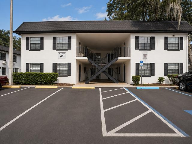 Vista Palms 1 Bedroom Apartment for Rent at 1701 E 131st Ave, Tampa, FL 33612