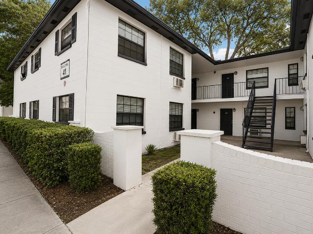 Vista Palms 2 Bedroom Apartment for Rent at 1701 E 131st Ave, Tampa, FL 33612