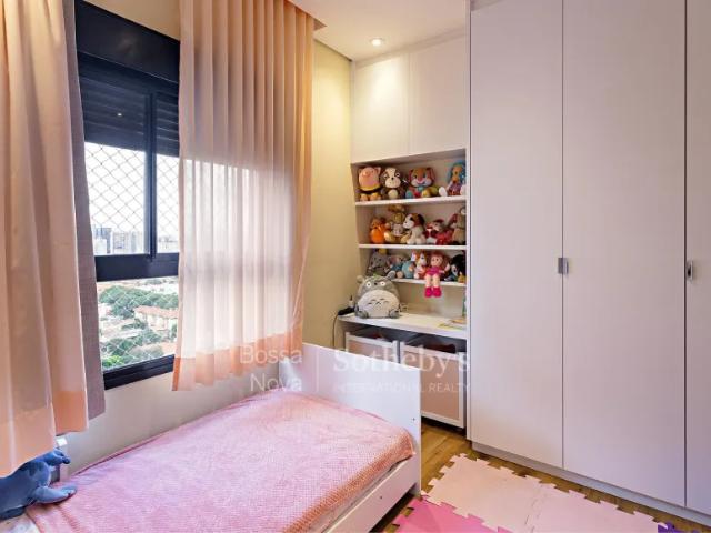 Vista permanente para o Parque da Água Branca em apartamento com planta funcional e varanda gourmet