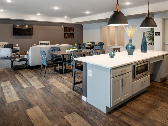 Vista Point 3 Bedroom Apartment for Rent at 830 Wildwood Rd, Mahtomedi, MN 55115
