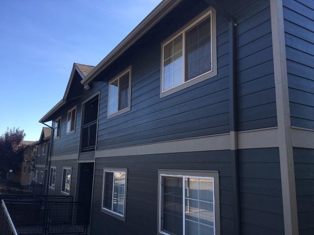 Vista Pointe Apartments in South Salem Oregon Comfortable Living Near Shopping and I5 3 Bedroom Apartment for Rent at 1830 Wiltsey Rd Se, Salem, OR 97306 South Gateway