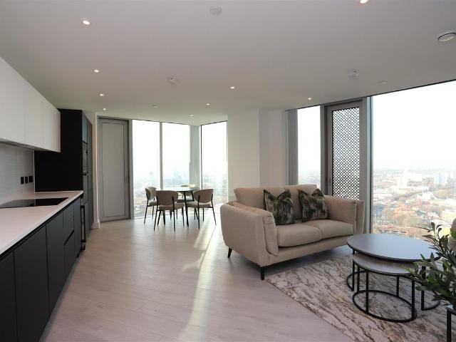 Vista River Gardens M3, 2 bed flat to rent, £2,100 pcm | PrimeLocation