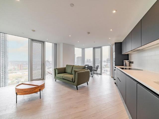 Vista River Gardens, Trinity Way. 2 bed apartment to rent £1,950 pcm £450 pw