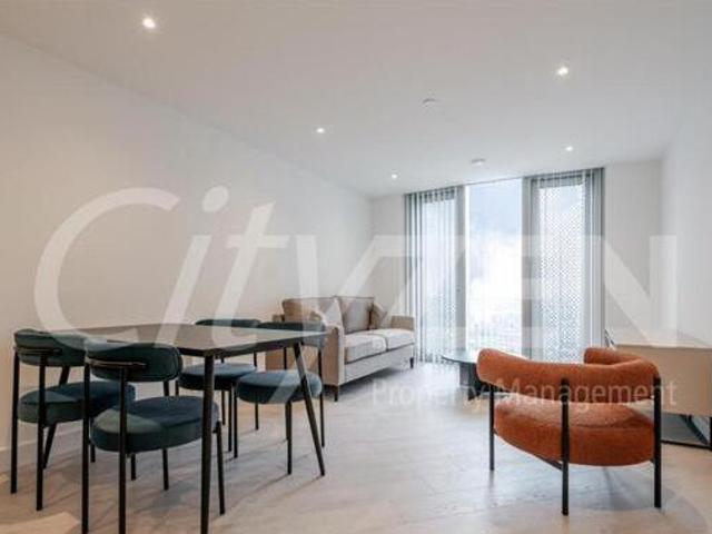 Vista River Gardens, Trinity Way, 2 Bedroom Flat