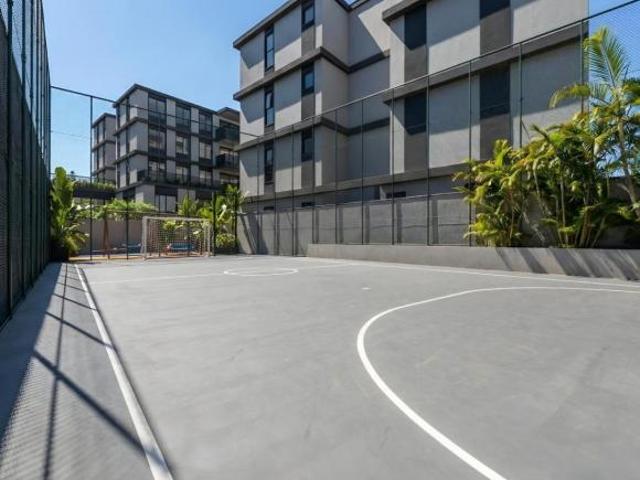 VISTA SÃO LOURENÇO · Apartamento 100 m² · 3 Quartos · 2 Vagas