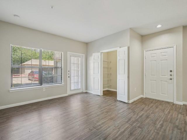 Vistas of Vance Jackson Apartments 3 Bedroom Apartment for Rent at 12436 Vance Jackson Rd, San Antonio, TX 78230