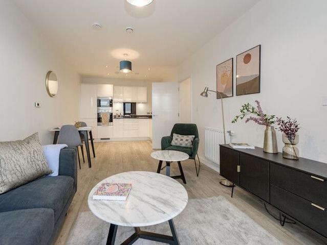 Viscount House, 8 Lakeside Drive, London NW10, 1 bed flat to rent, £1,975 pcm | PrimeLocation