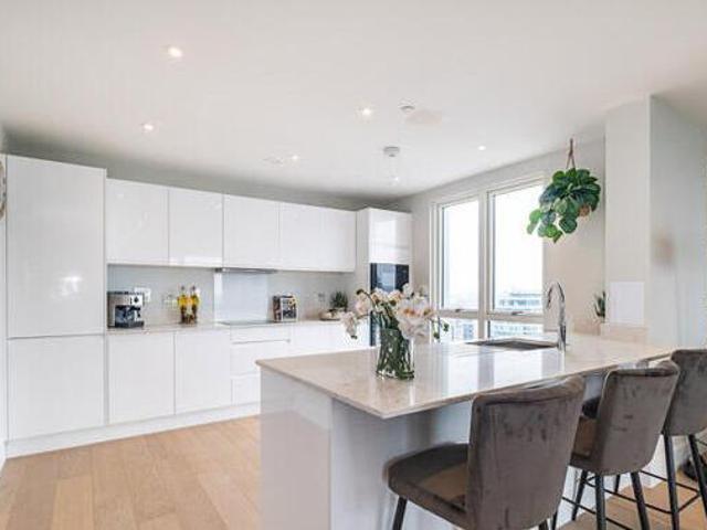 Vision Point, Yelverton Road, 2 Bedroom Flat