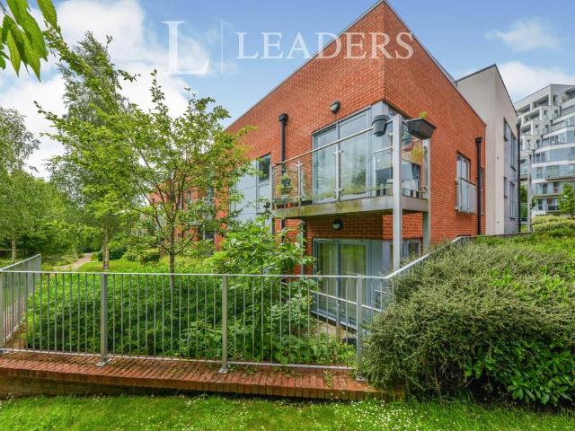 Vita House, Charrington Place, St. 2 bed flat to rent £2,000 pcm £462 pw