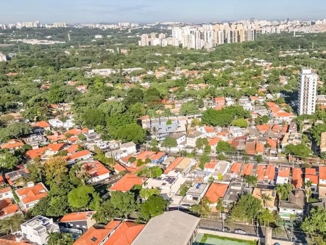 Viva na Charmosa Vila Madalena!