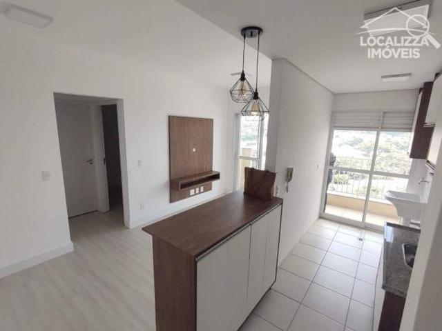 Viva no Centro de Americana: apartamento com suíte, planejados e ambiente integrado