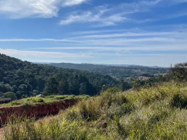 Viva o interior com conforto e segurança – Ibiúna SP