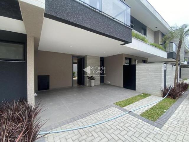 Viva o luxo contemporâneo no coração do Xaxim!