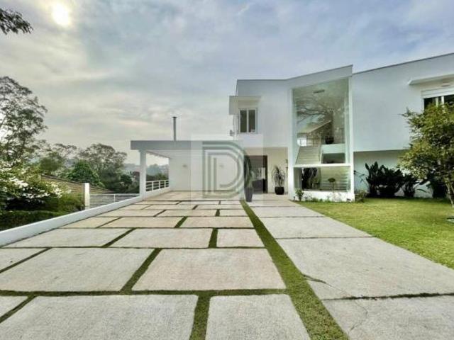 Viva o Luxo da Granja! Casa Moderna, Impecável e com Vista Deslumbrante no Palos Verdes