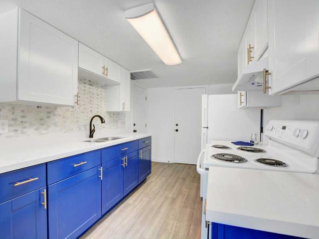 Viva Apartments Studio Apartment for Rent at 1450 E Harmon Ave, Las Vegas, NV 89119